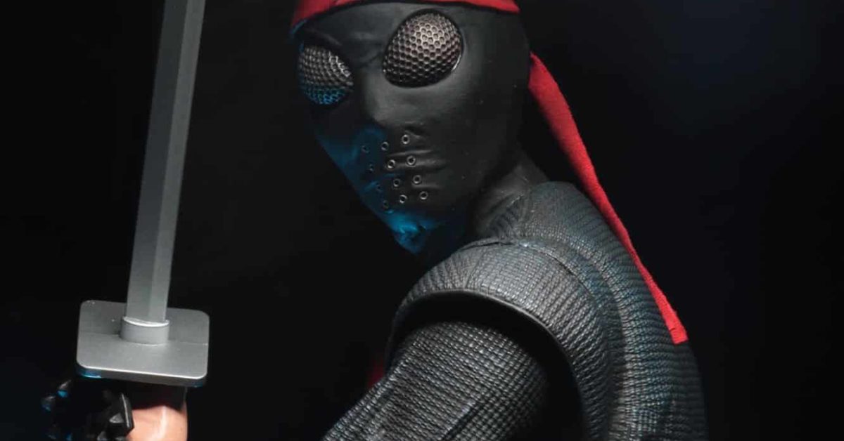 NECA Shares Pics of 1/4 Scale TMNT Foot Soldier Figure