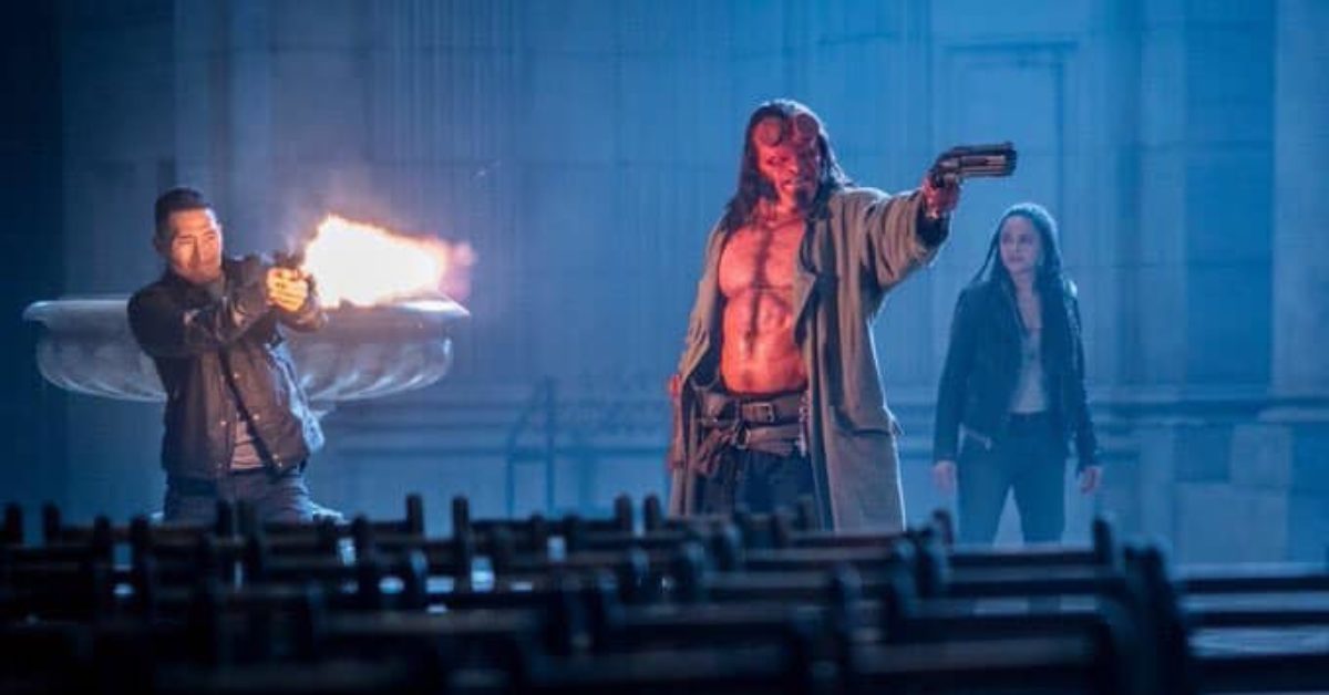 Mike Mignola Praises How Hellboy Holds Good Samaritan in New Photo