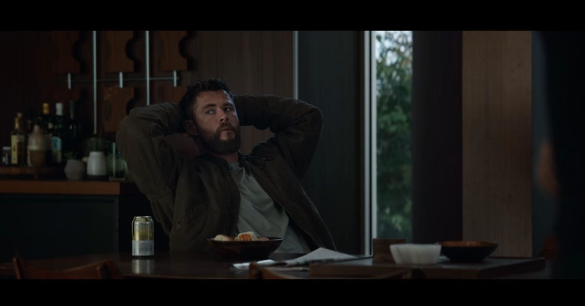 Chris Hemsworth’s Thor Channels Johnny Cash "Avengers: Endgame" BTS