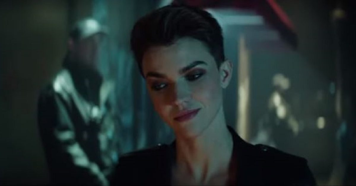 "Batwoman": Kate Kane is ALL About Encouraging Them [PREVIEW]