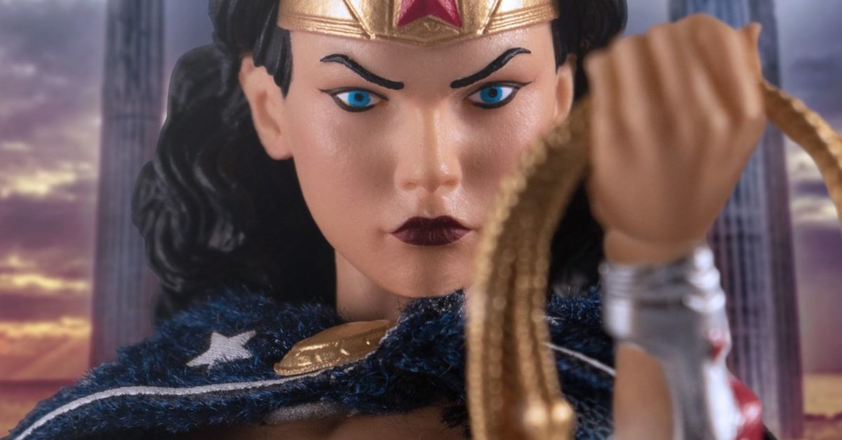 Wonder Woman One:12 Classic Edition Coming Soon From Mezco Toyz