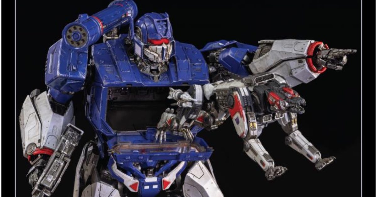 Soundwave and Ravage Are Doing Recon with New Hasbro Figure