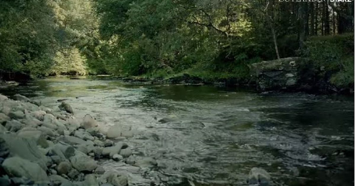 "Outlander", STARZ Release Fraser’s Ridge Ambient Stream [VIDEO]