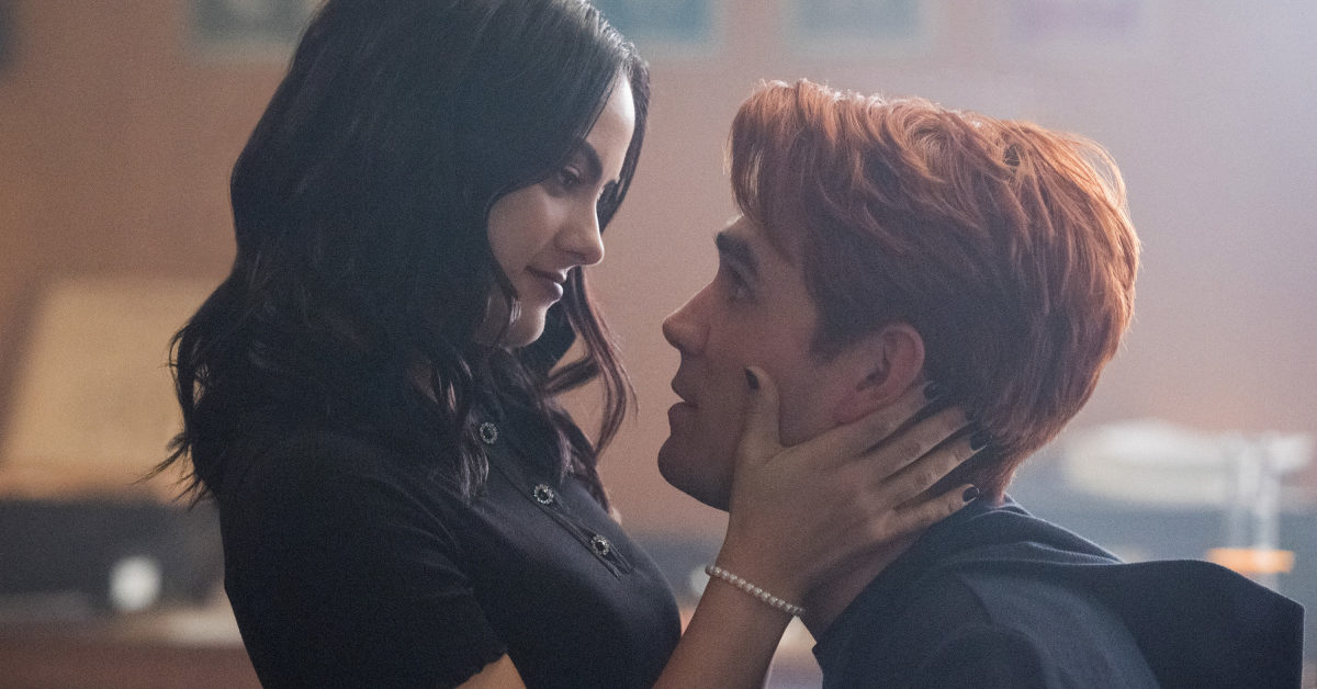 "Riverdale" Season 4 "Chapter Seventy: The Ides of March" [REVIEW]