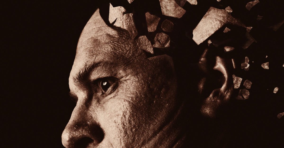 Capone Gets A New Poster Featuring Tom Hardy's Gangster Portrayal