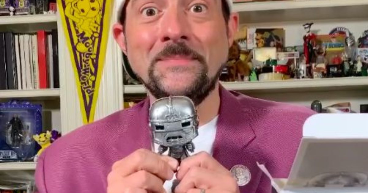 Kevin Smith Gives Us a First Look at the Iron Bob SDCC Exclusive Funko