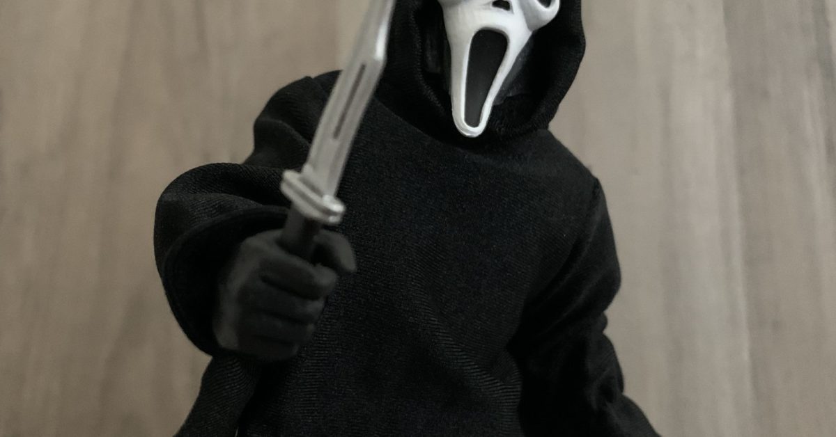 Let's Take A Look At NECA's New Clothed Scream Ghost Face Figure
