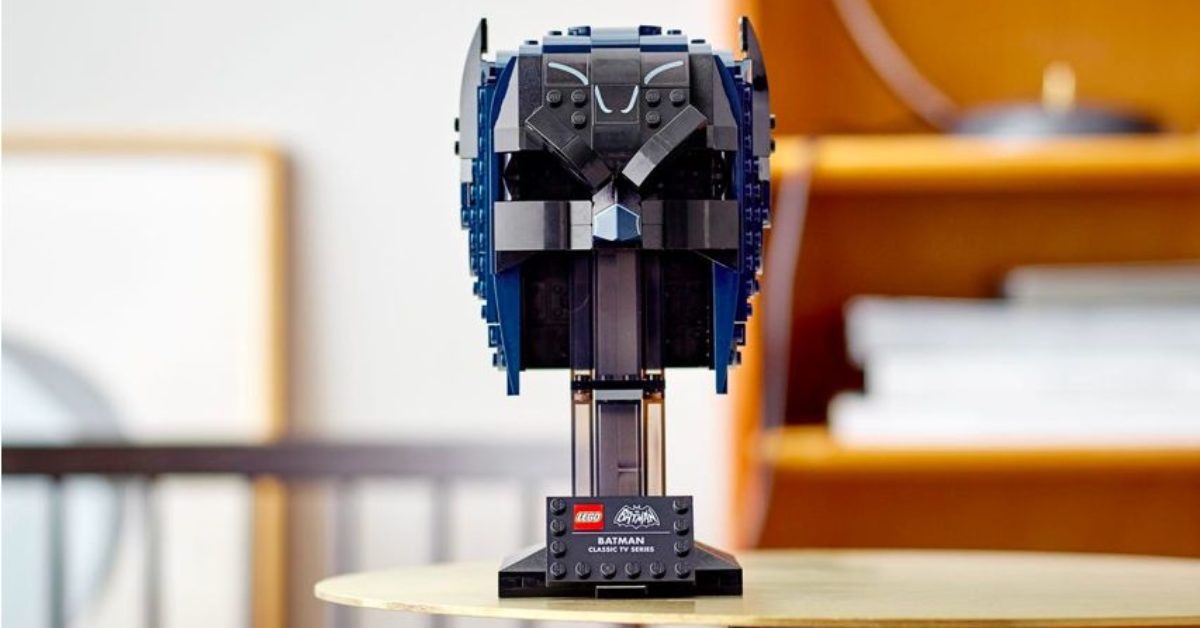 Build The Batman 1966 Cowl With LEGO’s Newest Model Kit