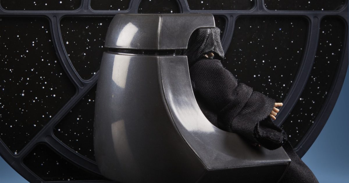 Hasbro Reveals Exclusive Star Wars Emperor’s Throne Room