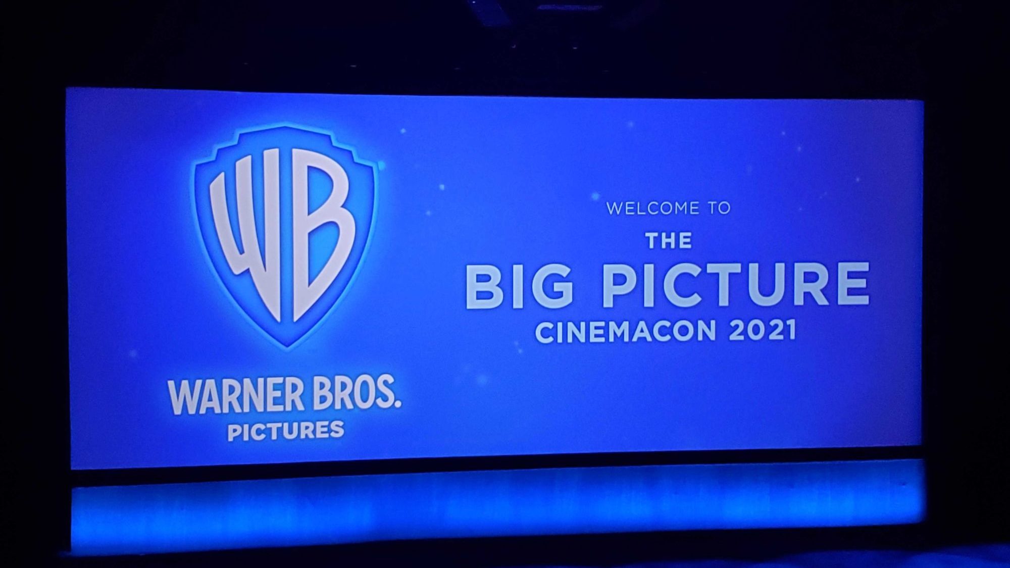 CinemaCon: Warner Bros. Shows Off New Footage for The Matrix 4 & More