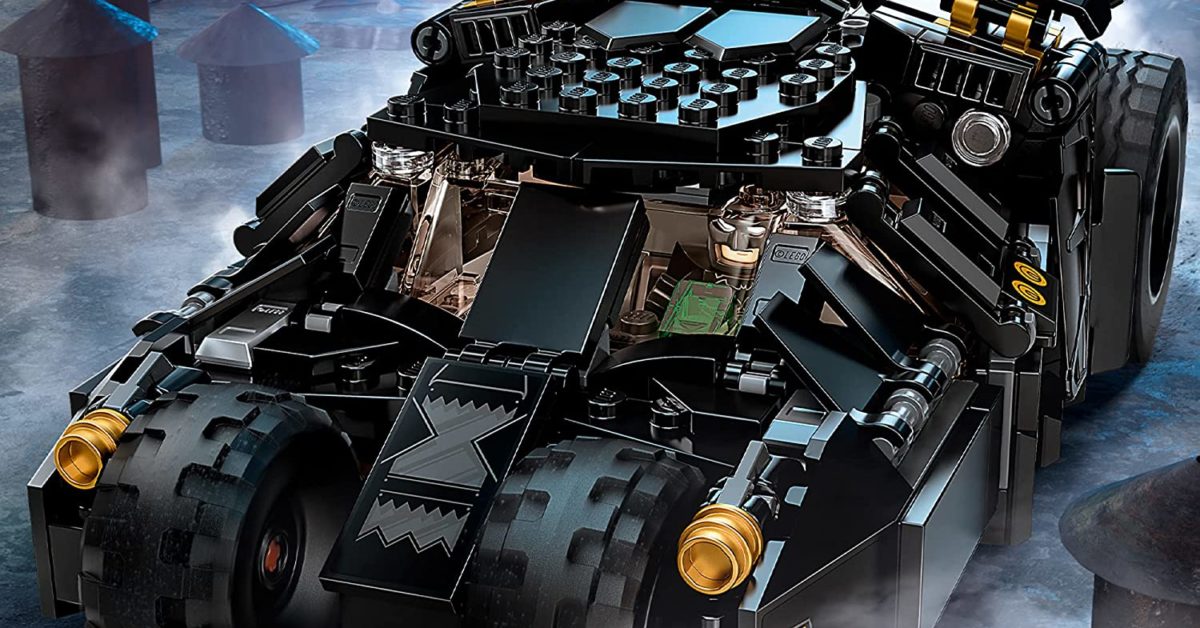 Batman Begins is Back With Brand New Tumbler Scarecrow LEGO Set