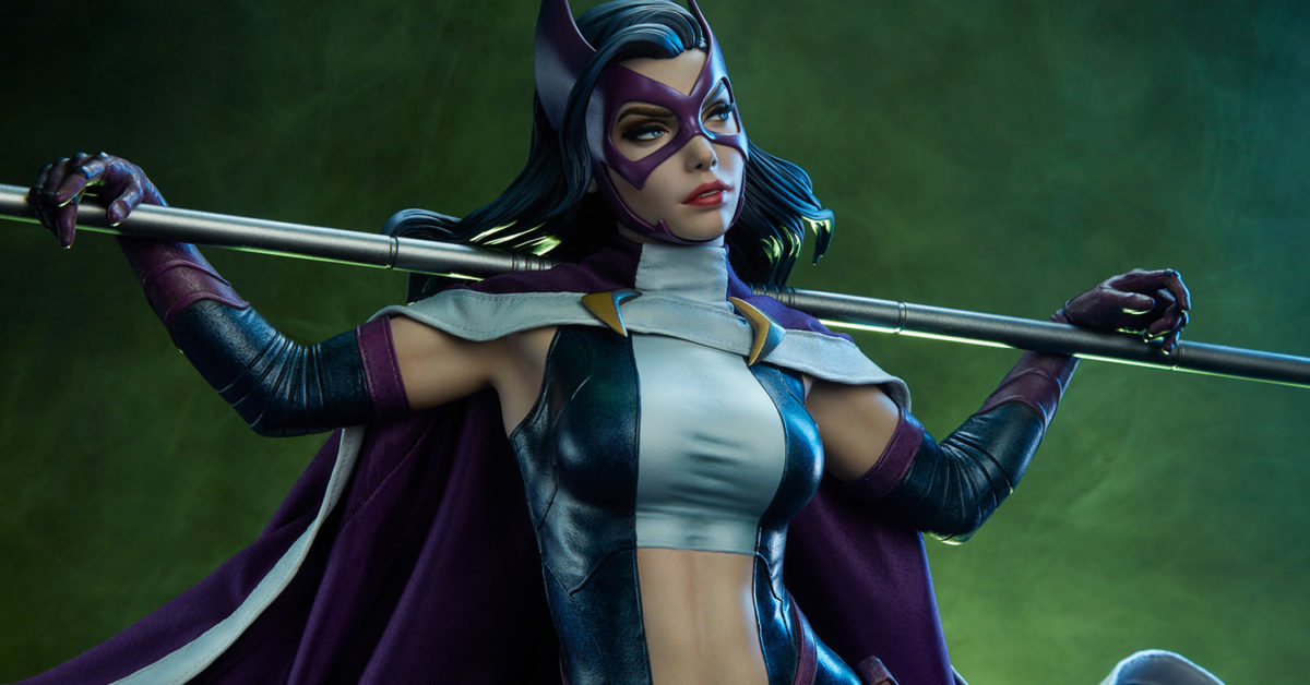 DC Comics Huntress is on the Hunt with Sideshow Collectibles