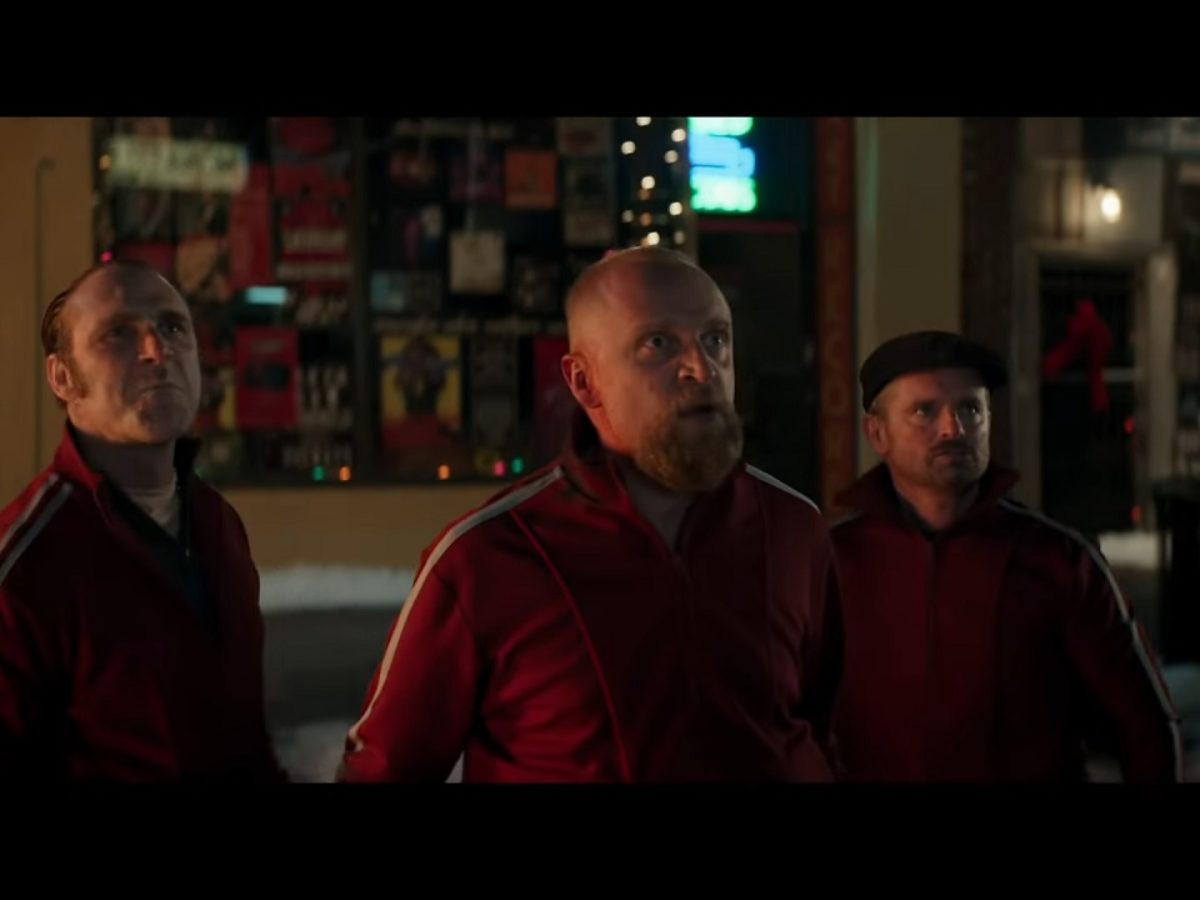 The Tracksuit Mafia Suits Up On New Hawkeye Poster, Bro | atelier-yuwa ...