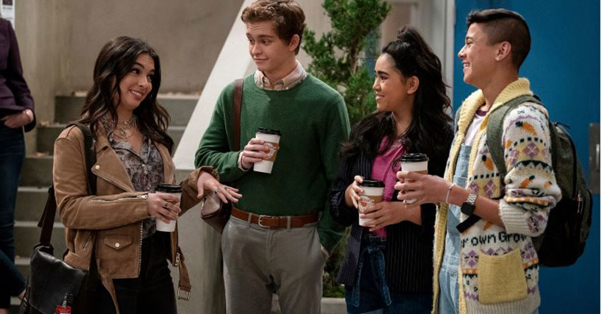 Head of the Class Pilot Review: Bill Lawrence Reboot Has Winning Start