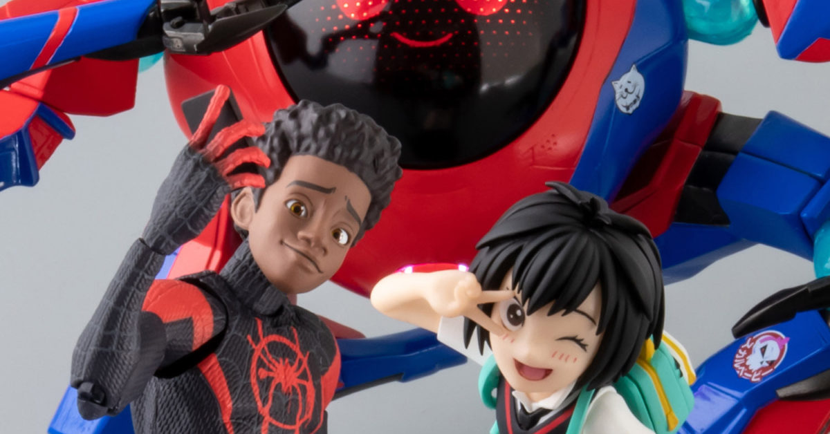 Peni parker spider man toy store