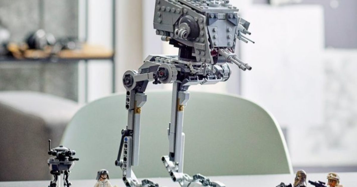 LEGO Debuts Two New Imperial Star Wars Battle of Hoth Sets