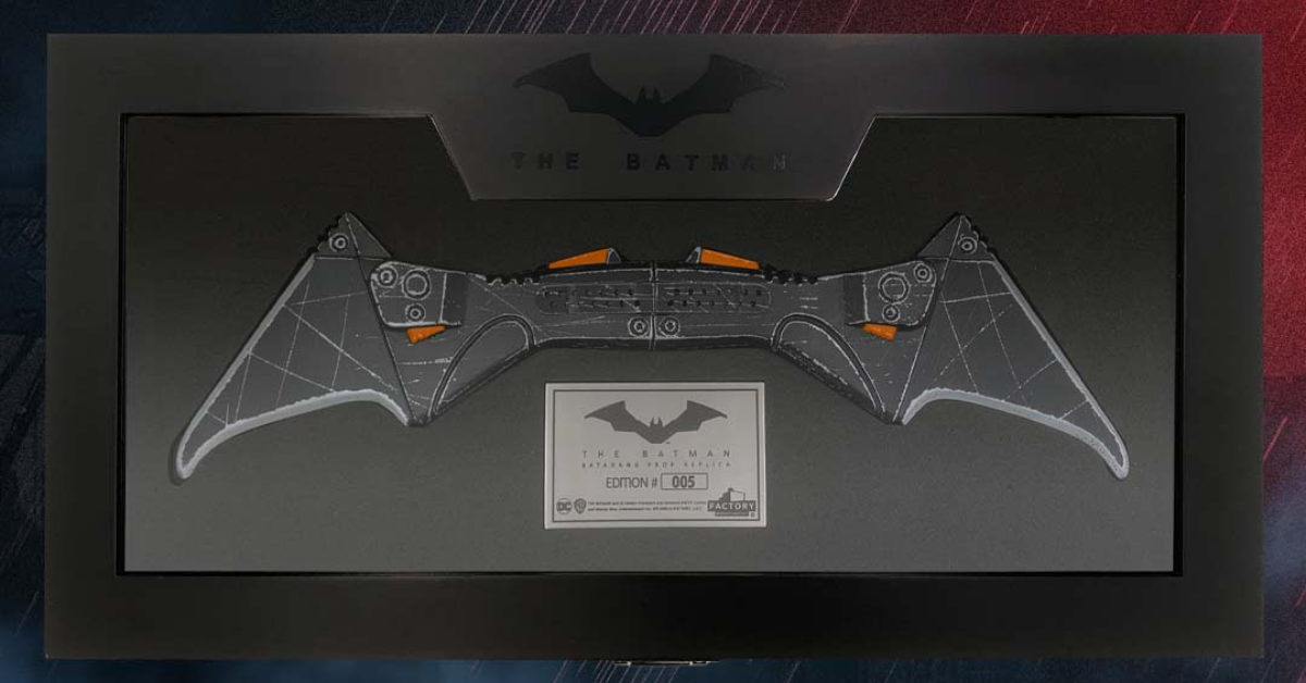 The Batman Batarang Replica Revealed by Factory Entertainment