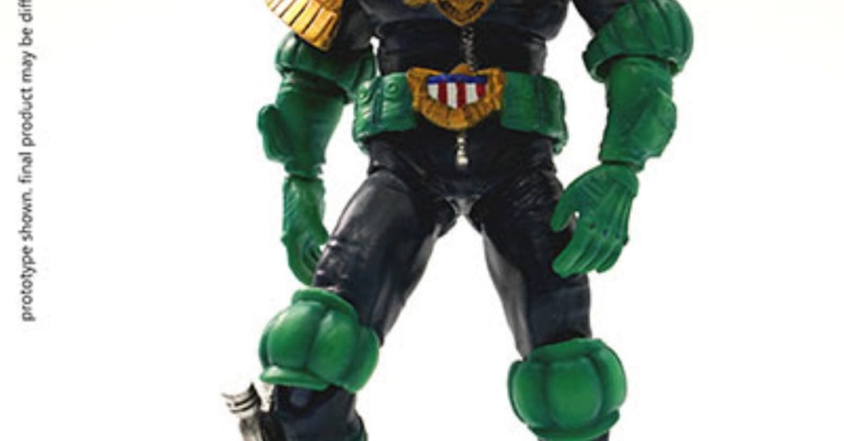 Judge Fire & Judge Giant Get 2000AD Action Figures Amid Delays