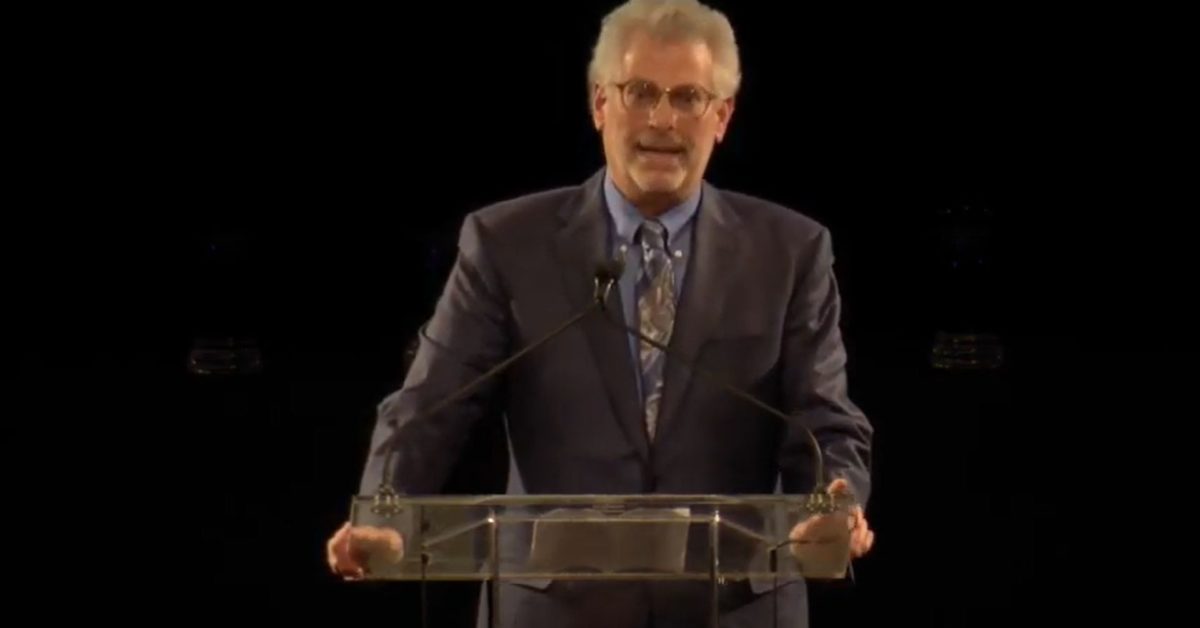 Mark Pedowitz Departs The CW in The Daily LITG, 4th October 2022