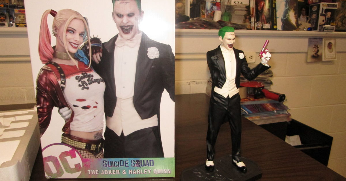 When Your $250 DC Joker & Harley Statue Is Missing Harley Quinn When Your $250 DC Joker & Harley Statue Is Missing Harley Quinn