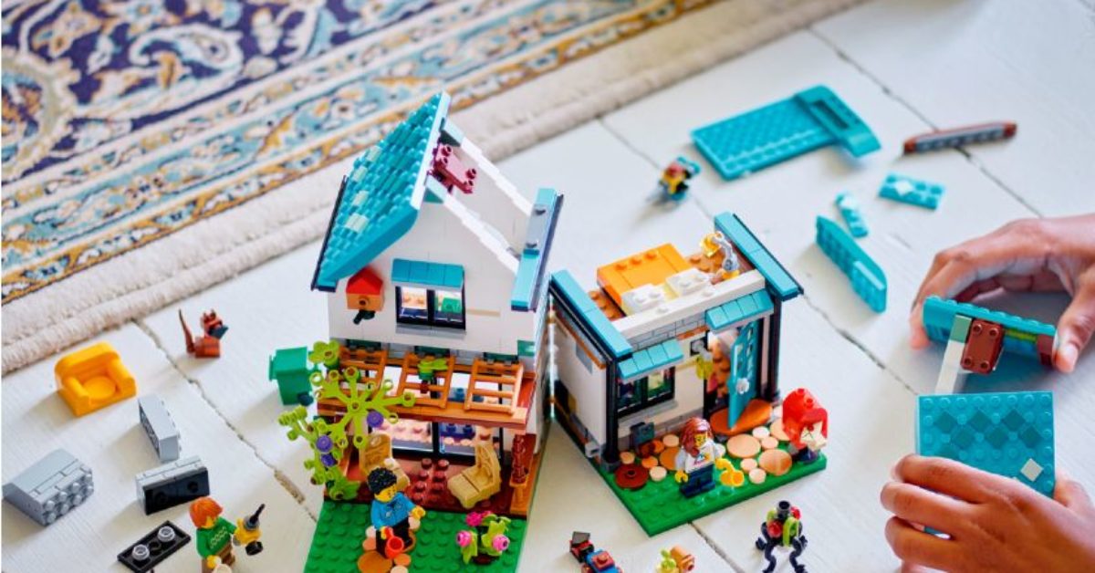 Sit Back and Relax with the LEGO Creator 3in1 Cozy House Set
