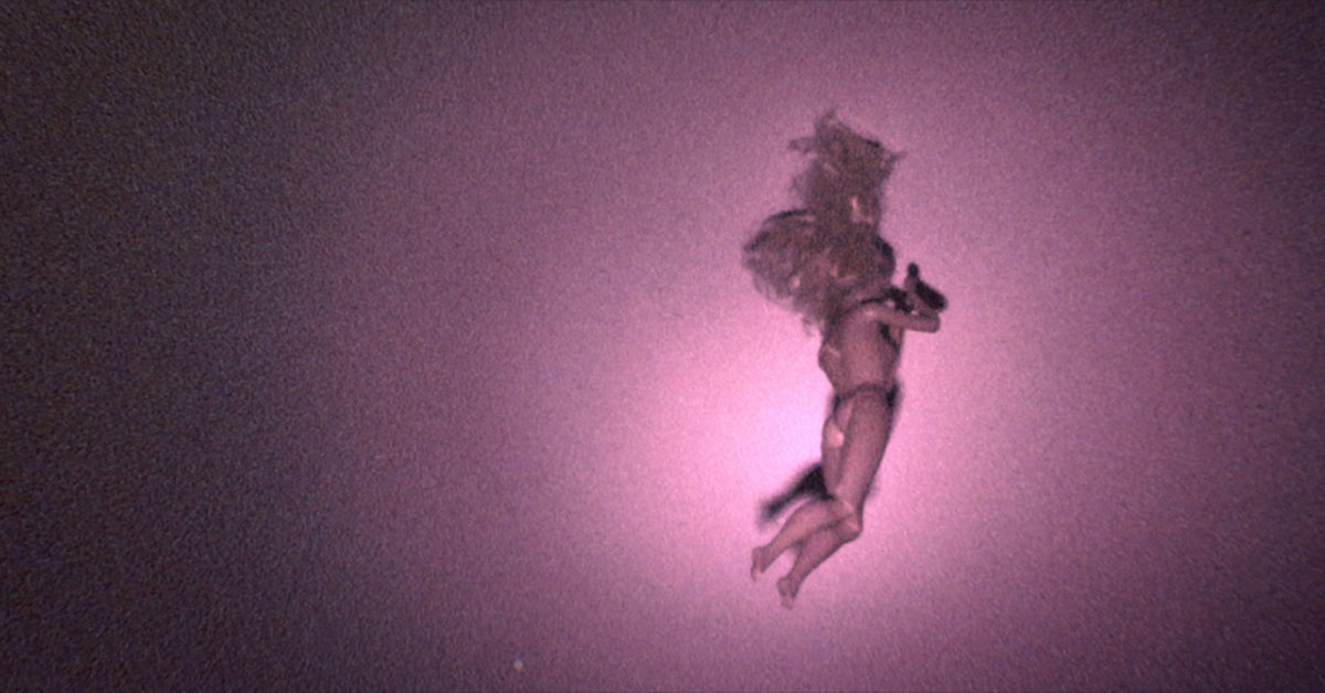 Skinamarink Brings Horror & Visual Dread To Viewers [Review]