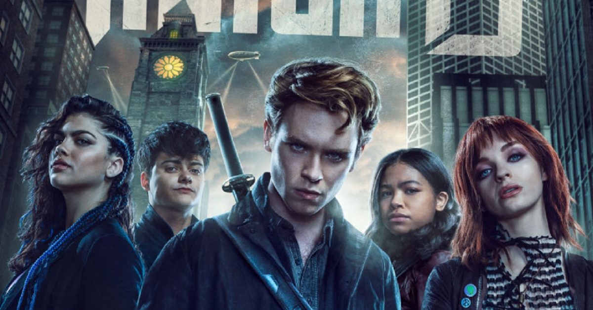 Gotham Knights: Doug Bradley as Joe Chill; Preview Images Released