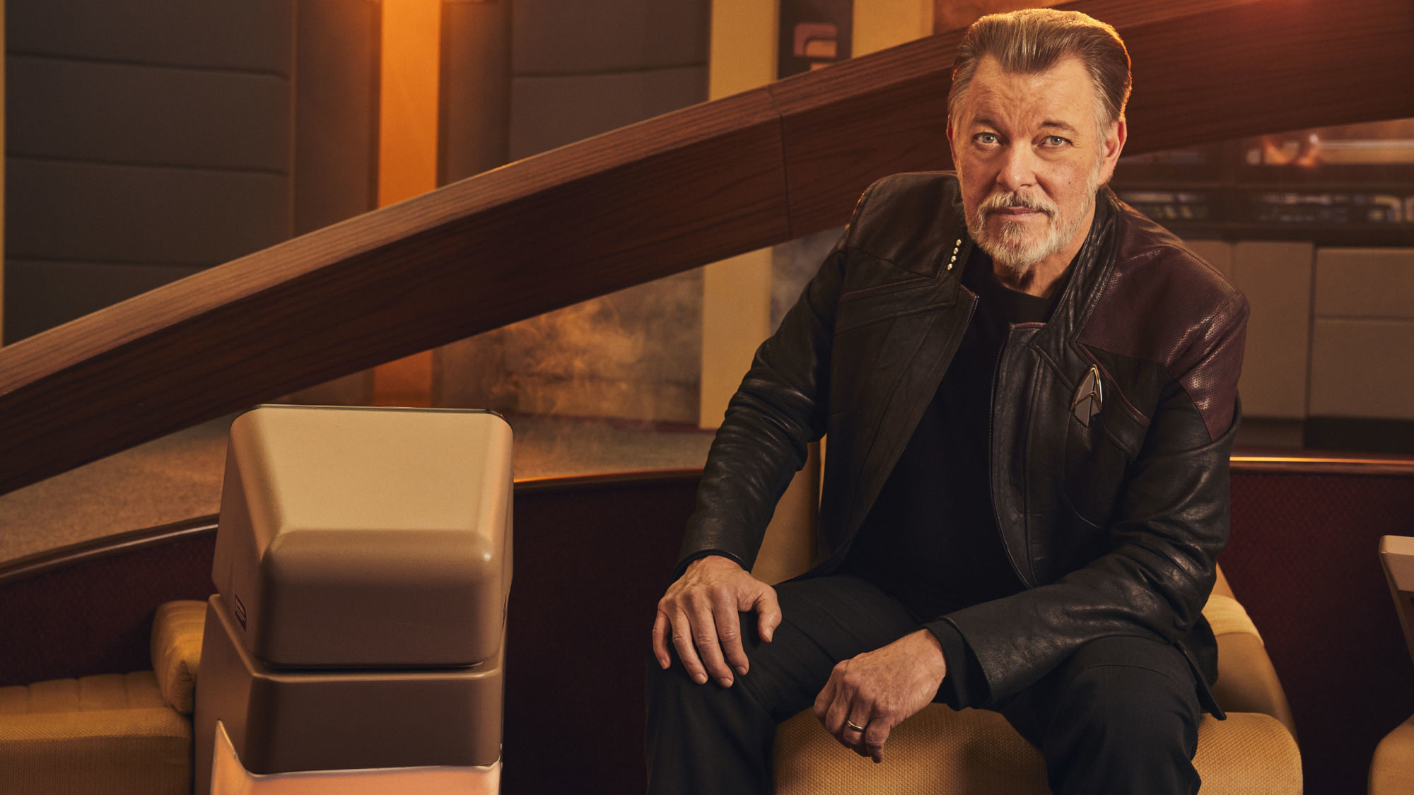 Star Trek: Alaskan Trekkies Want Riker Honored Same as Janeway & Kirk