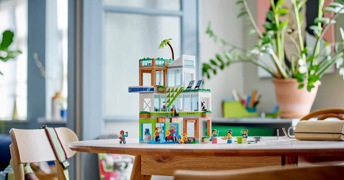 Find Some Prime Real Estate with the LEGO City Apartment Building Set