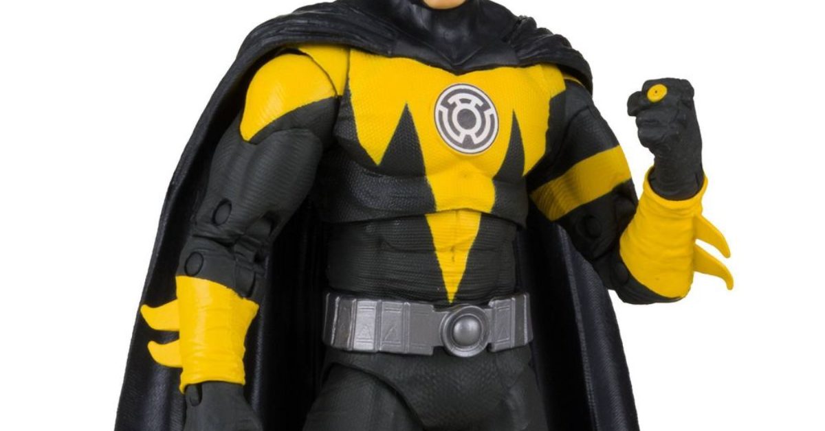 Batman Becomes a Yellow Lantern with McFarlane Toys DC Multiverse