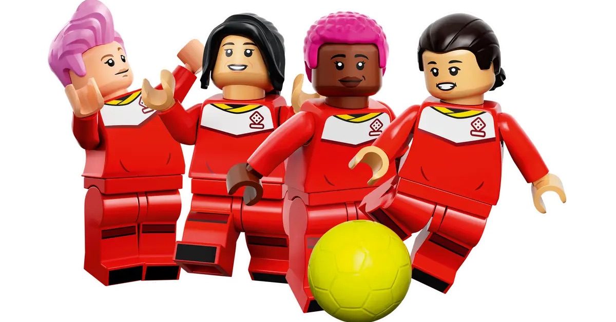 The Ladies of Soccer Arrive with LEGO's New Icons of Play Set