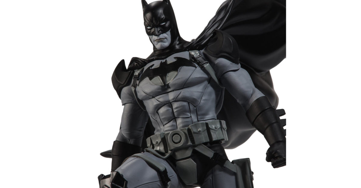 DC Direct Debuts New Batman B&W Statue for Flashpoint: Beyond #1