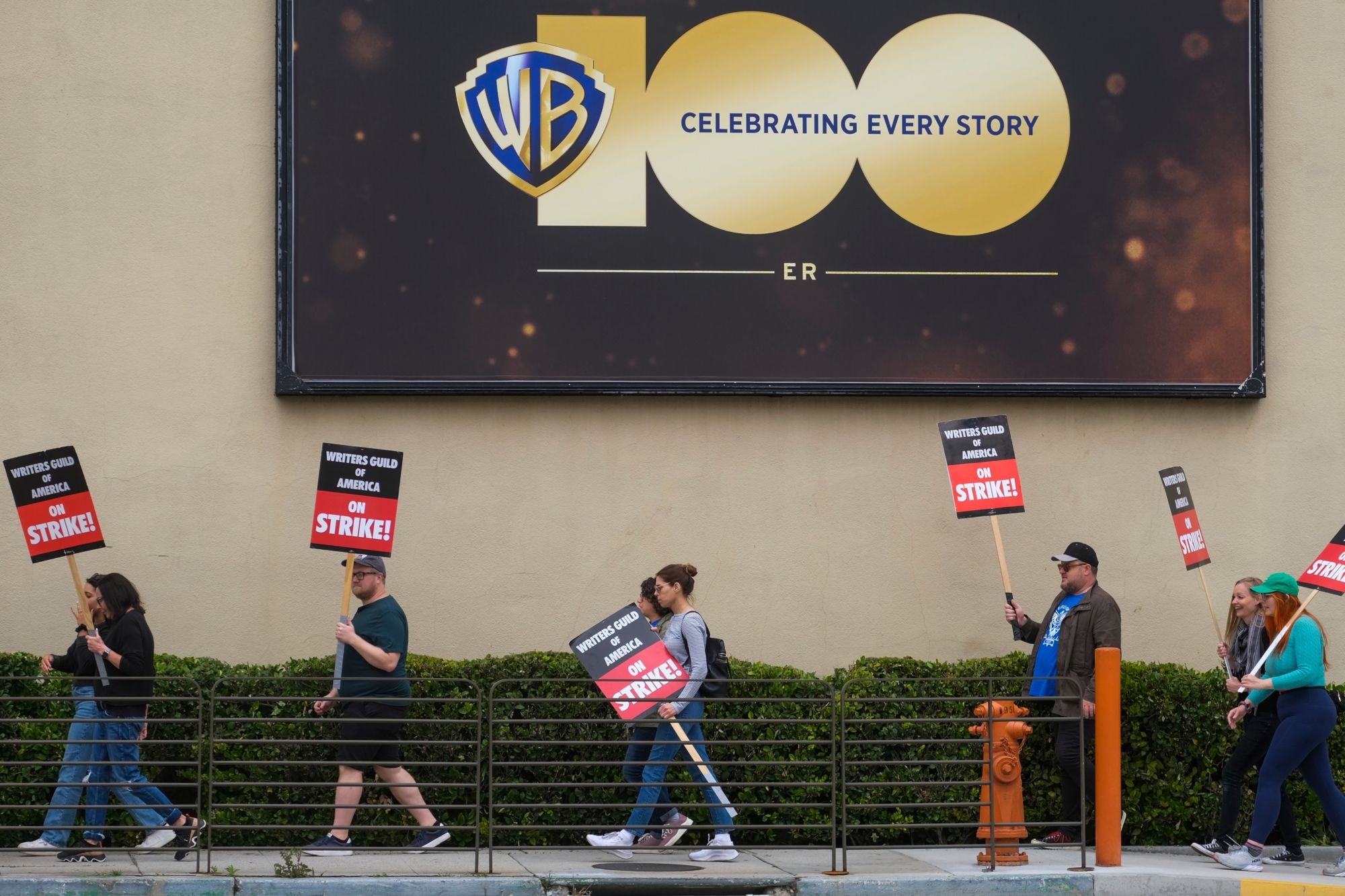 WBTV News, Rumors and Information - Bleeding Cool News Page 1
