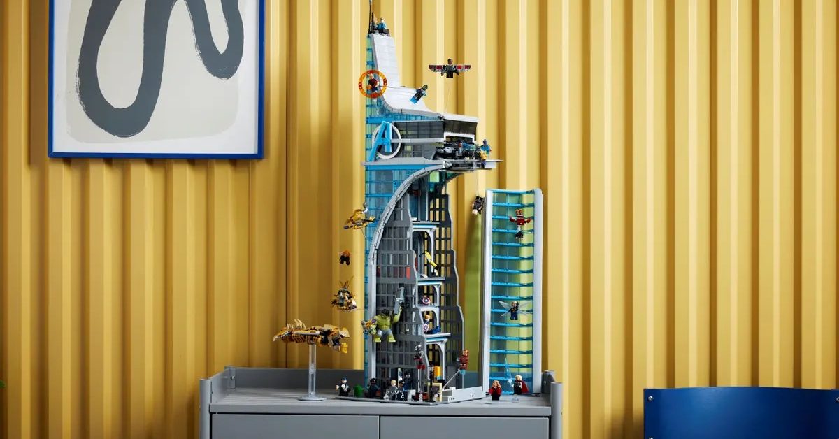 Build the Marvel Studios Avengers Tower with LEGO’s Newest Release