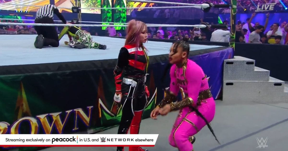 Kairi Sane Returns at WWE Crown Jewel, Helps IYO SKY Retain Title