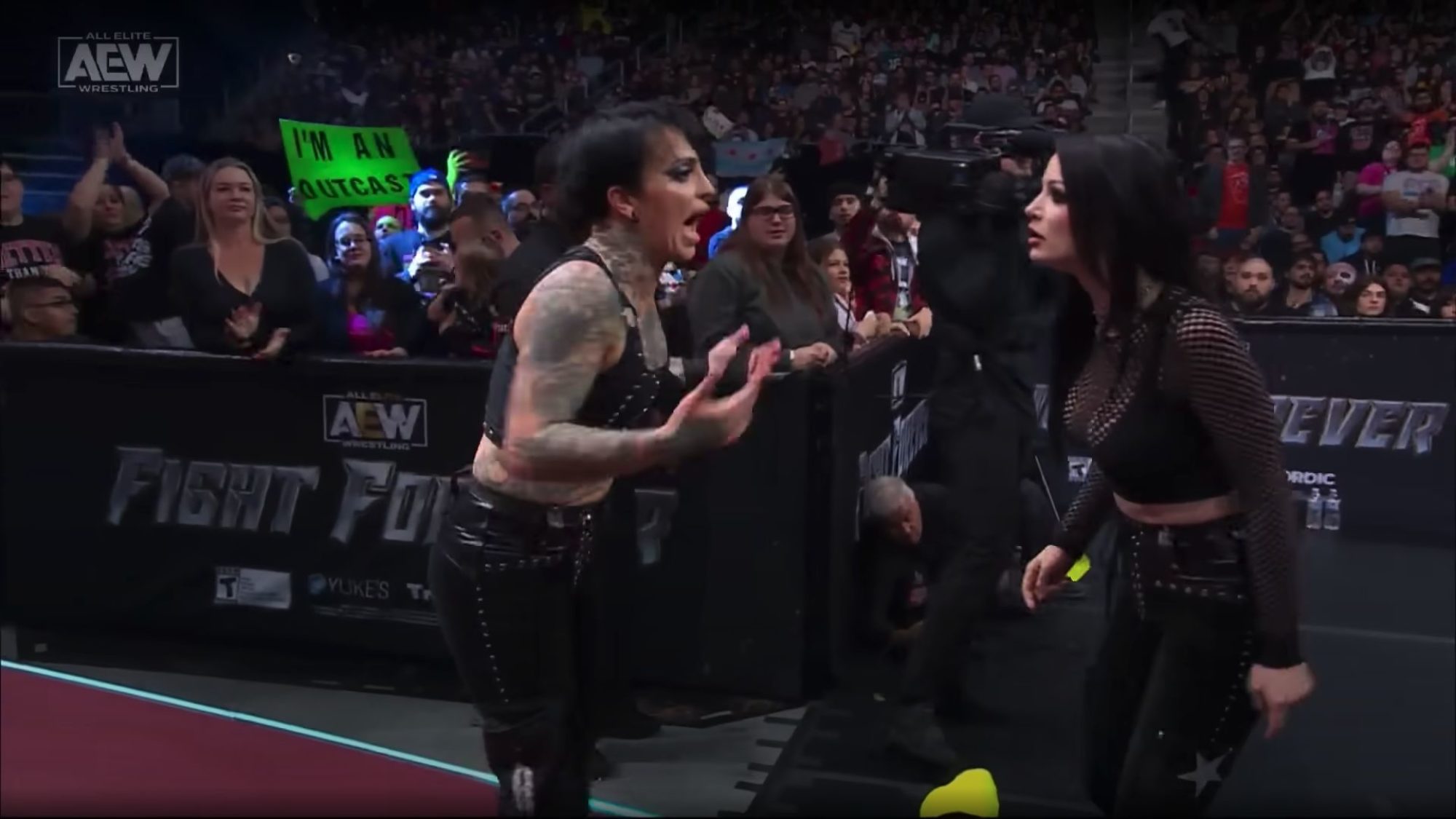 AEW Dynamite Rips Off WWE With Multilayered Storytelling; So Unfair!