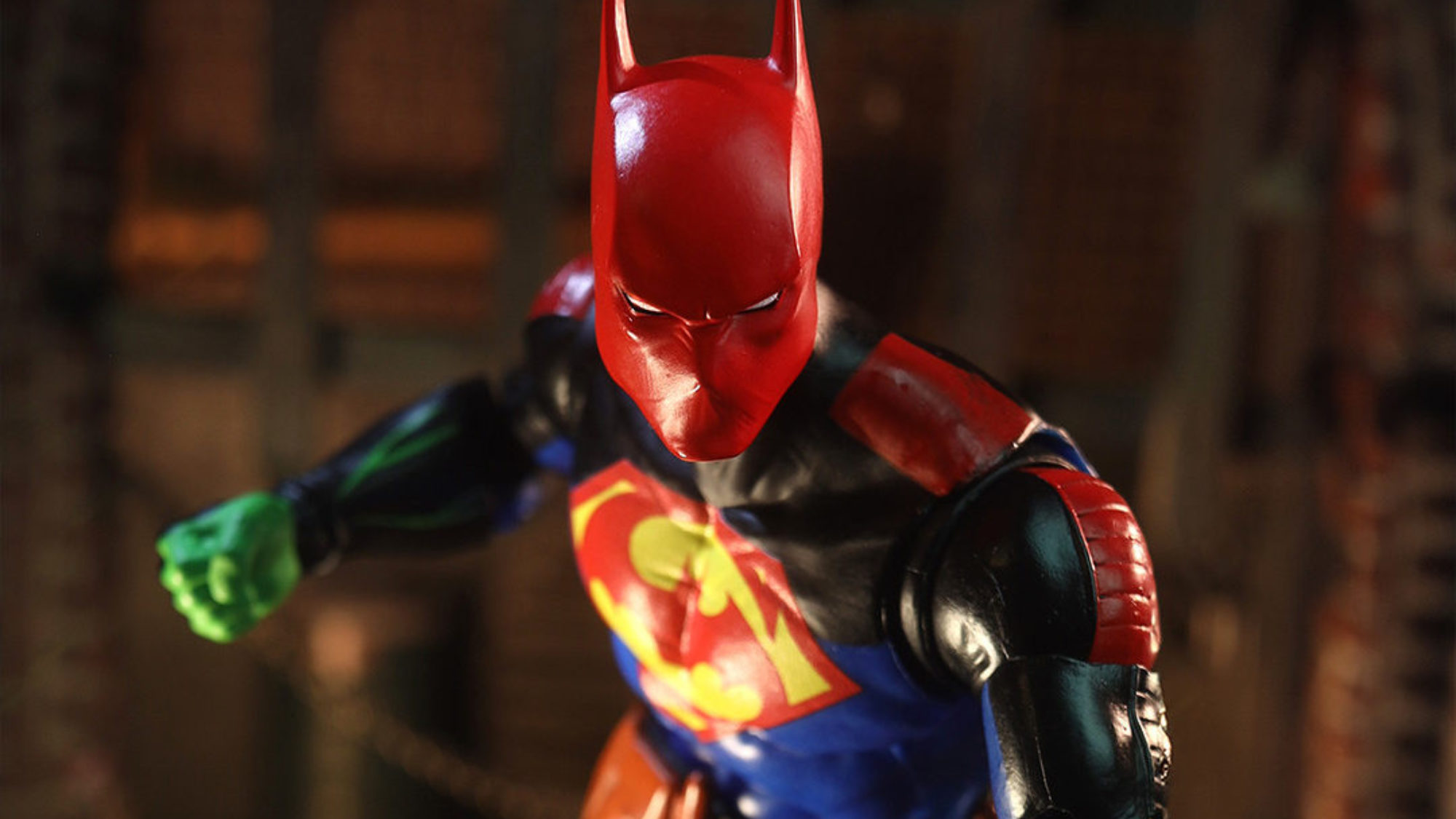 McFarlane Debuts Batman/Superman: World's Finest Fusion Figure