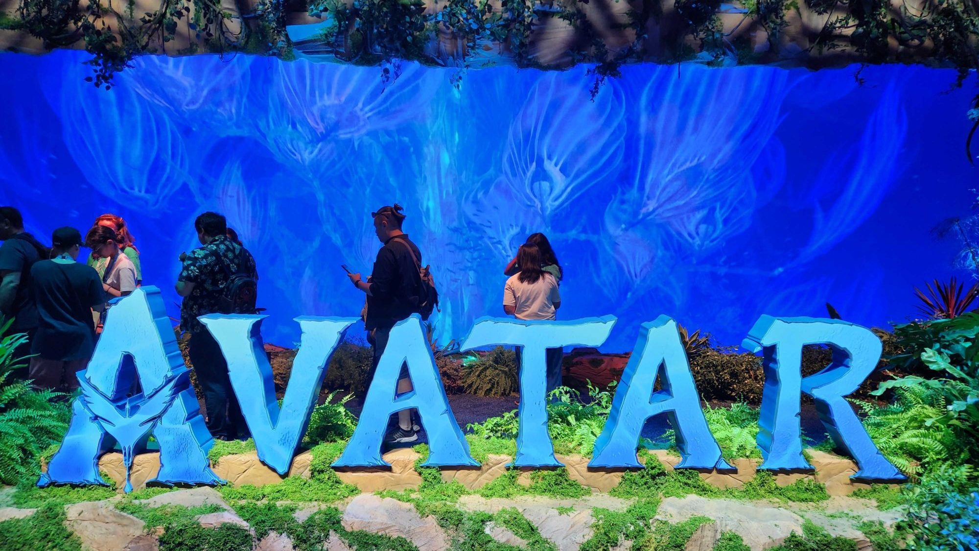 Avatar Booth At D23 Stuns, As We Walk Through Pandora