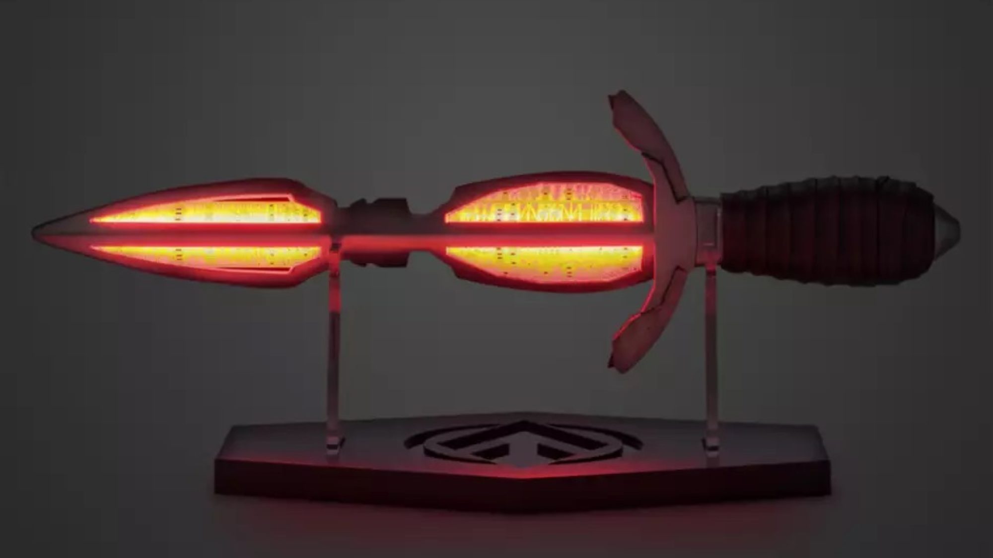 Disney Debuts Star Wars Blade of Ochi of Bestoon Replica for D23