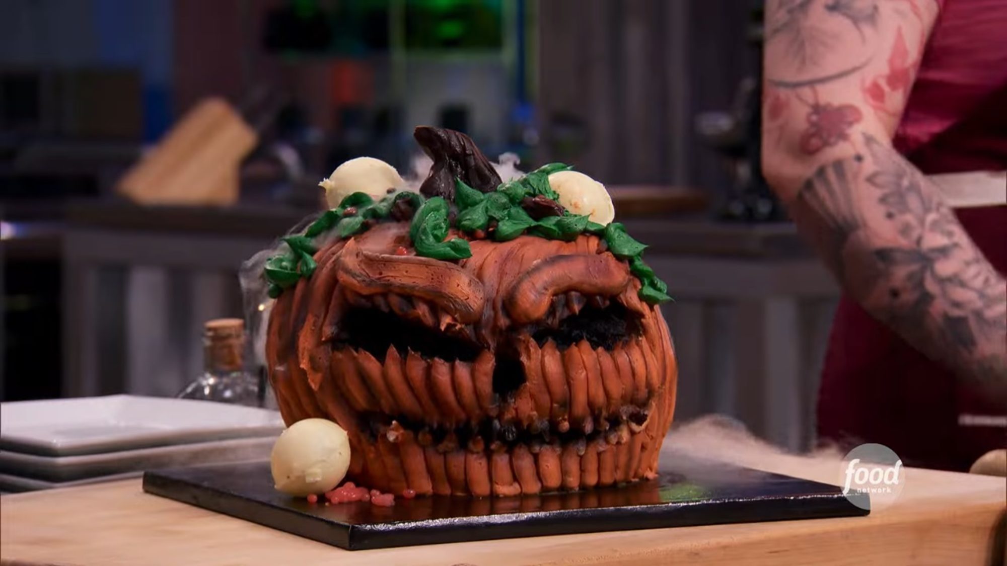 Halloween Baking Championship Season 10 Ep. 1 Recap: Spooky Start Halloween Baking Championship Season 10 Ep. 1 Recap: Spooky Start