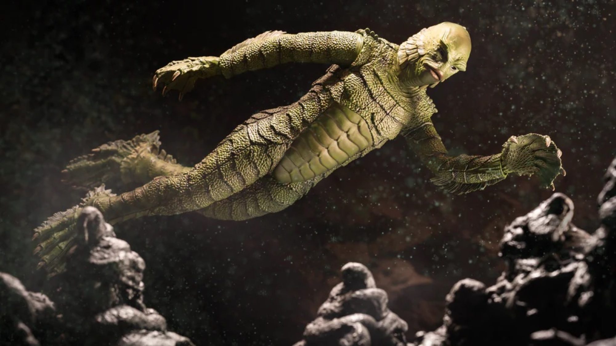 Mondo Unveils New Creature from the Black Lagoon Showcase 1/6 Figure