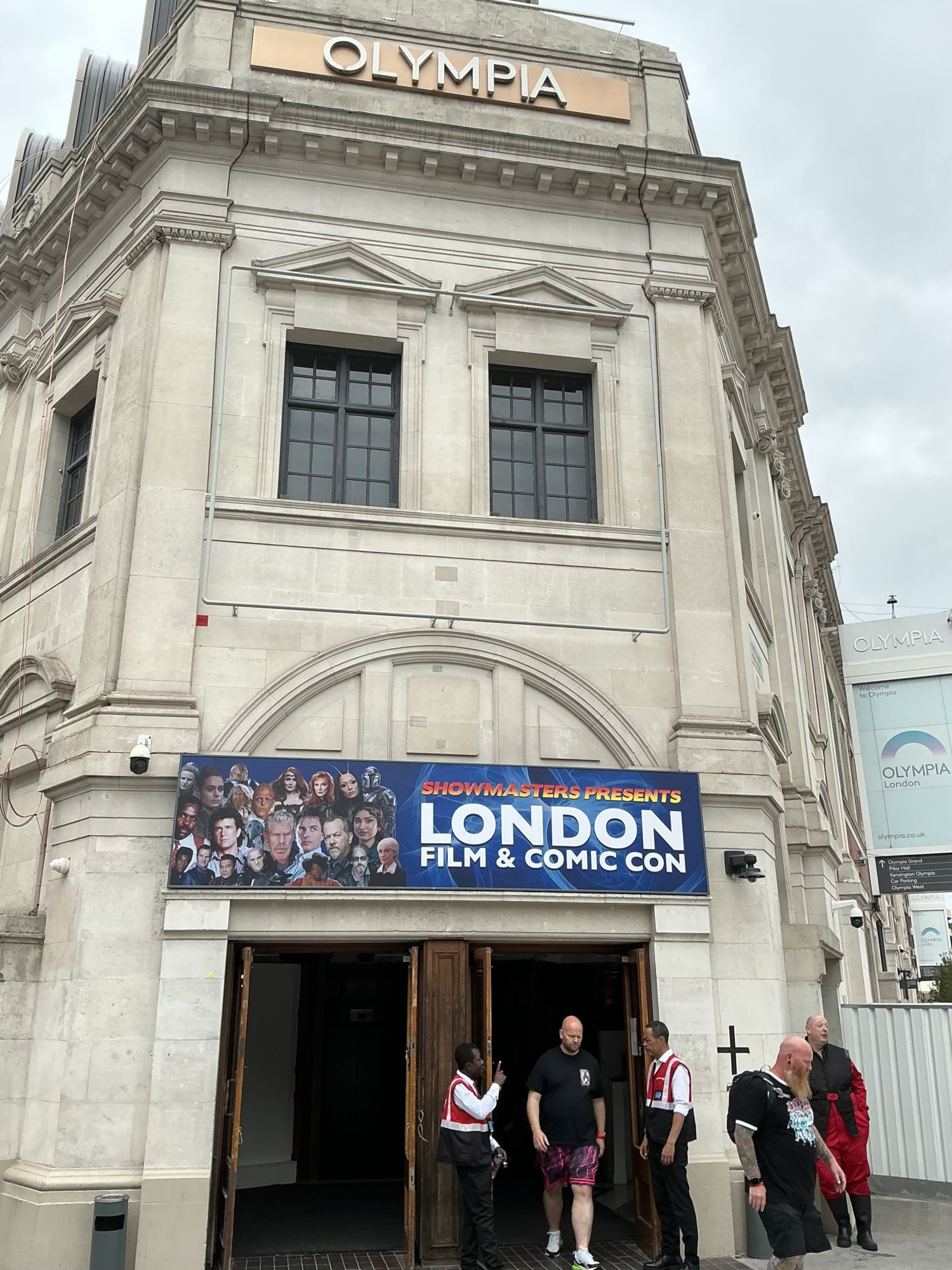 Steve McManus & Jessica Martin in London Film & Comic Con Hall Of Fame