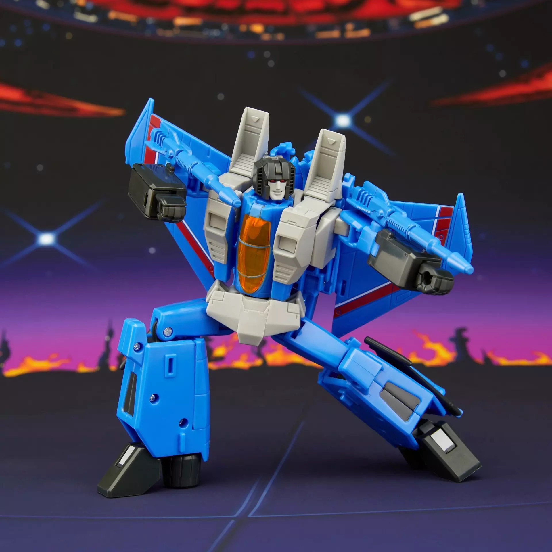 Thundercracker Flies In with New The Transformers: The Movie Figure