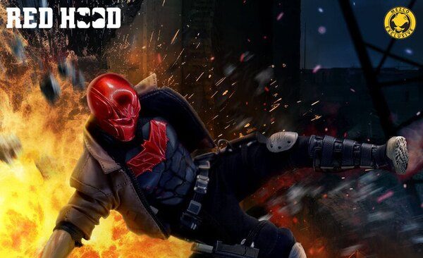 Red Hood Takes on Gotham with New Mezco Toyz One:12 Figure