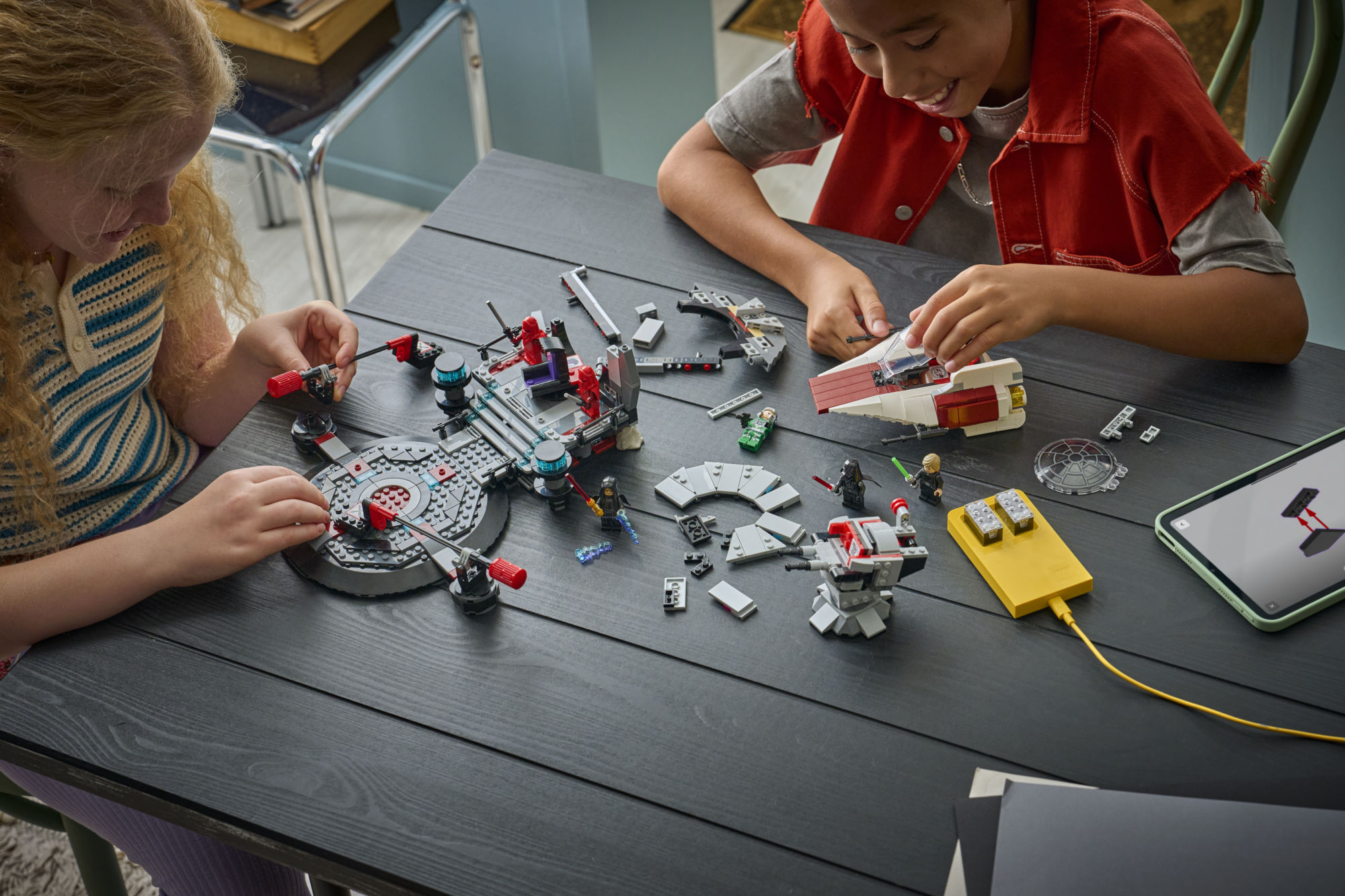 LEGO Unveils New Smart Brick Starting with Star Wars X-Wing Set