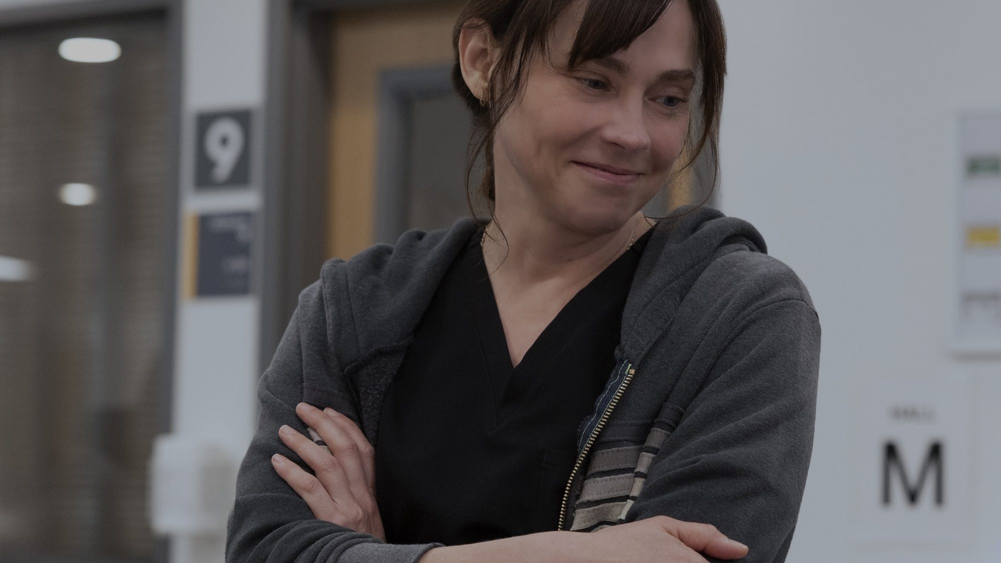 The Pitt Star Fiona Dourif Blames Noah Wyle For "Witch's Cackle"