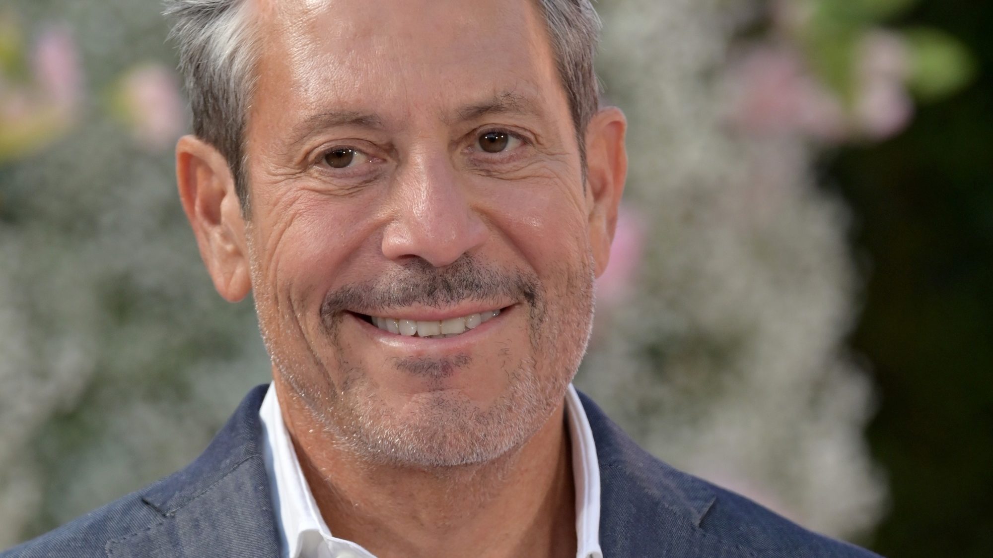Uncorked: Darren Star & David Schulner Set Up New Series for Netflix